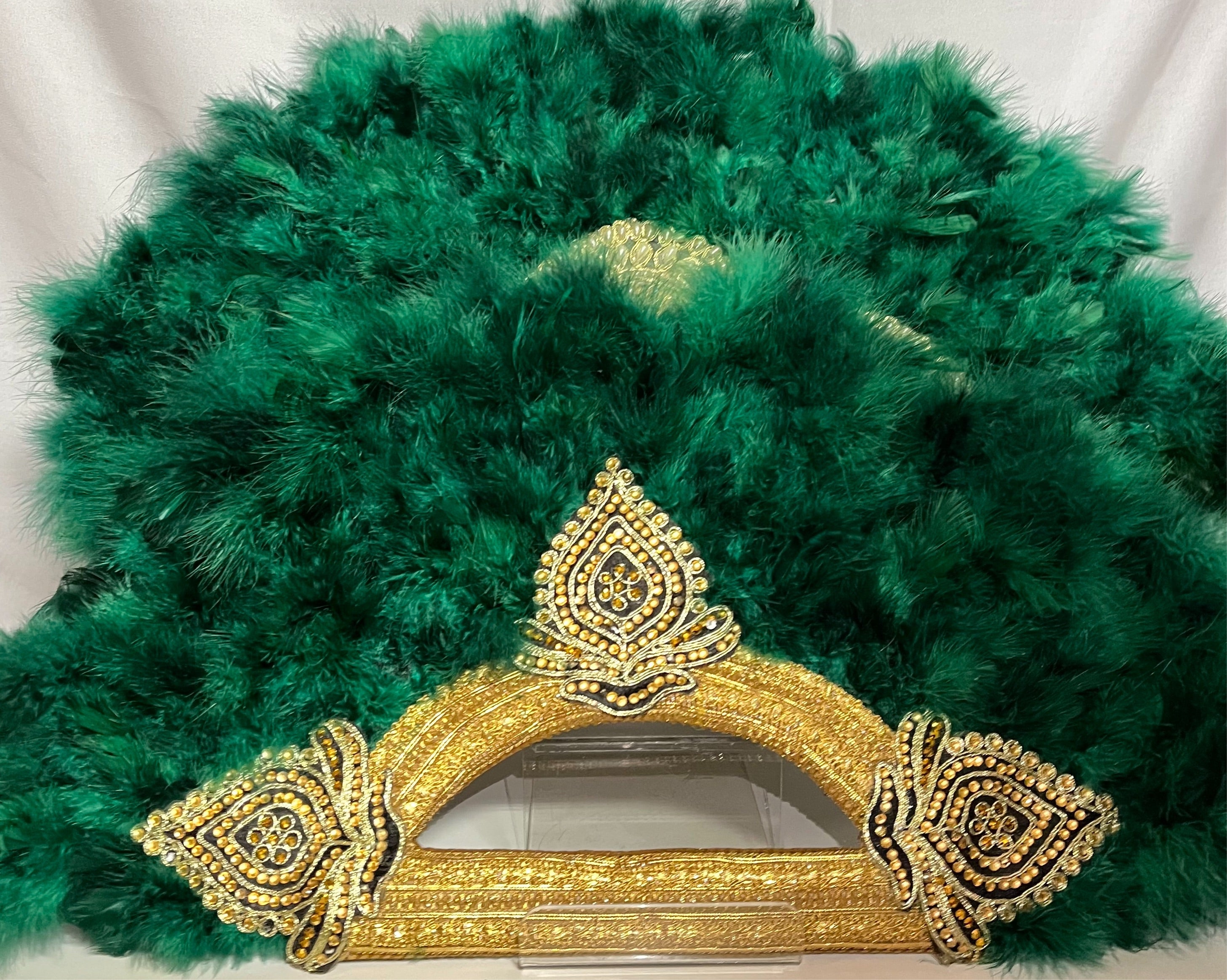 Bridal Feather Fan - Spades – Hilac Beauty Natural